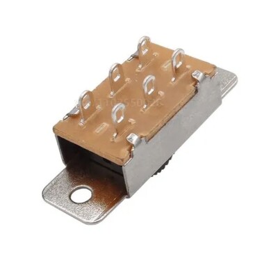 Schuifschakelaar 3A 250VAC 8mm hoog 2P3T SS23F19-8MM - DomoticX